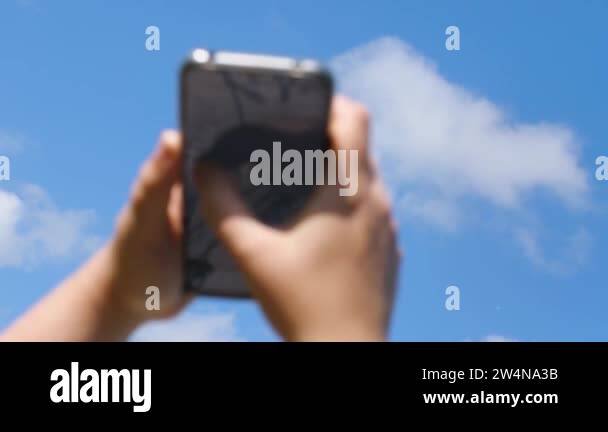 Hand holding flip phone Stock Videos & Footage - HD and 4K Video Clips ...