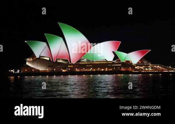 Sydney Opera House is lit up in the colours of the Italian flag to ...
