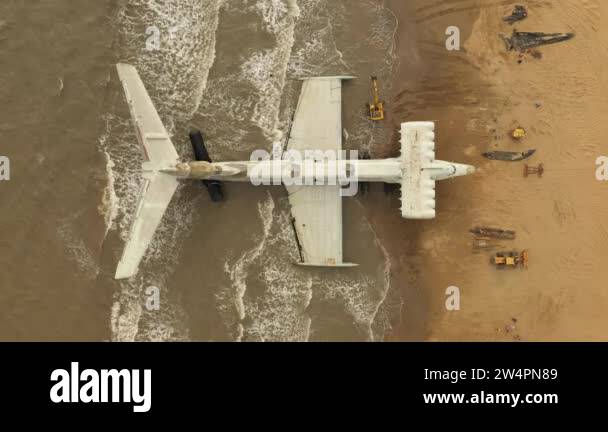 Lun-class ekranoplan, a formerly top-secret Soviet naval vessel. Giant ...