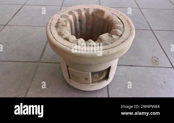 Chinese stoneware Stock Videos & Footage - HD and 4K Video Clips - Alamy