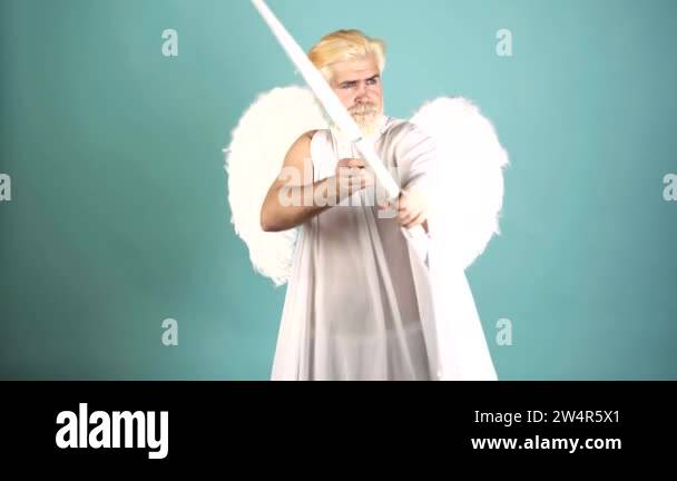 Guy arrow Stock Videos & Footage - HD and 4K Video Clips - Alamy