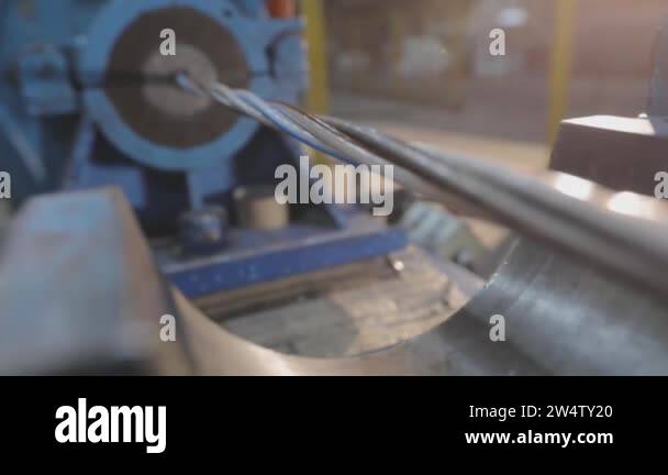 Cable production process. Multi-core cable weaving process, cable ...