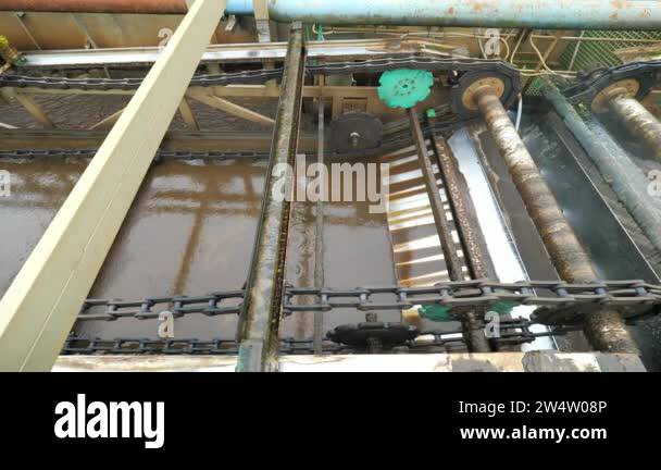 Chain foam and garbage collector. Blade remove floating waste and ...