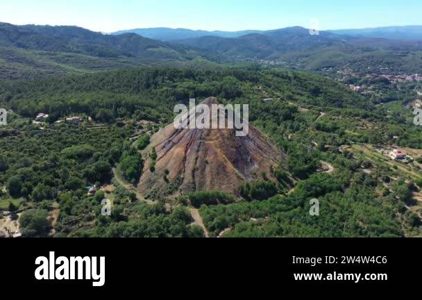 Gob pile Stock Videos & Footage - HD and 4K Video Clips - Alamy