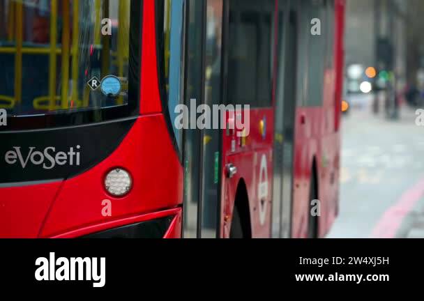 Rush hour bus Stock Videos & Footage - HD and 4K Video Clips - Alamy