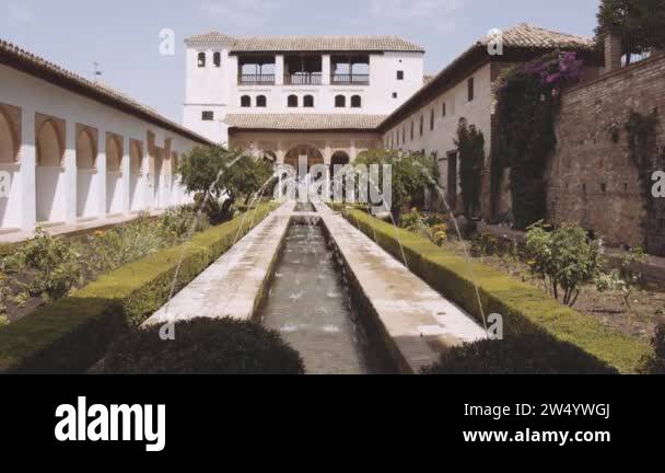 Alhambra water feature Stock Videos & Footage - HD and 4K Video Clips ...