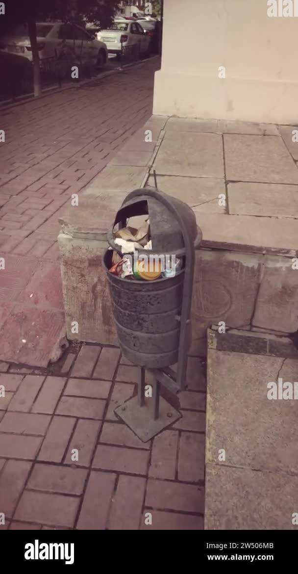 Vertical ghetto Stock Videos & Footage - HD and 4K Video Clips - Alamy