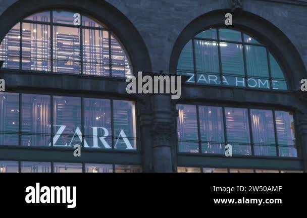 zara shop sign building global brand fashion style company mall Stock ...