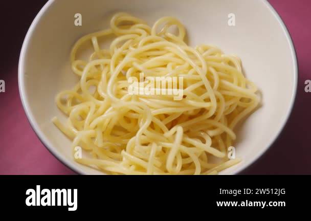 Spaghetti falling down bowl Stock Videos & Footage - HD and 4K Video ...