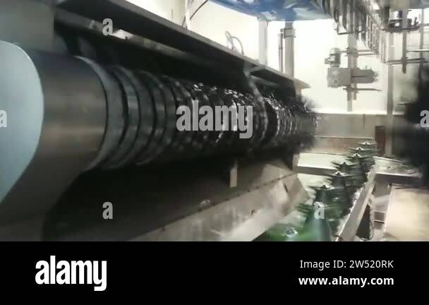 Plucking machine Stock Videos & Footage - HD and 4K Video Clips - Alamy