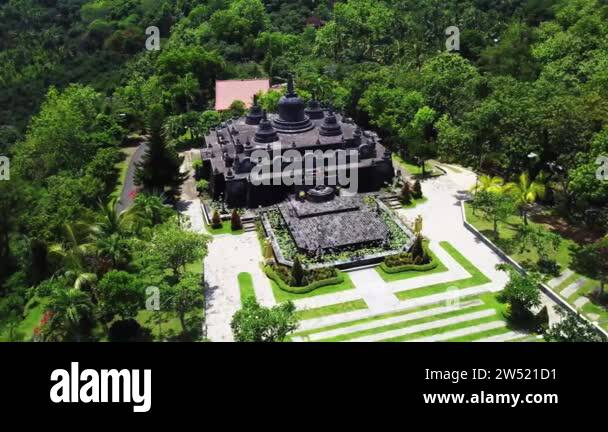 Buddhist temple Brahma Vihara Arama with statues of the gods on Bali ...