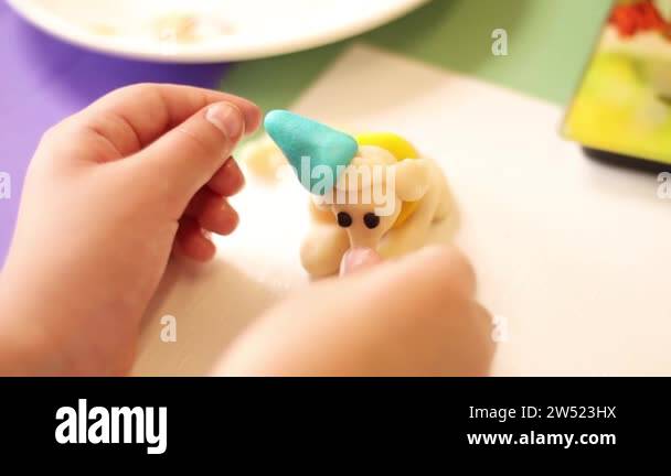 Modeling of pies Stock Videos & Footage - HD and 4K Video Clips - Alamy