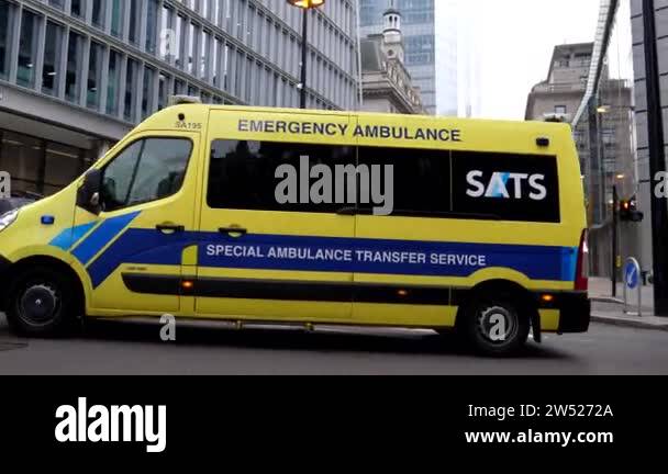 Uk ambulance emergency 2020 Stock Videos & Footage - HD and 4K Video ...