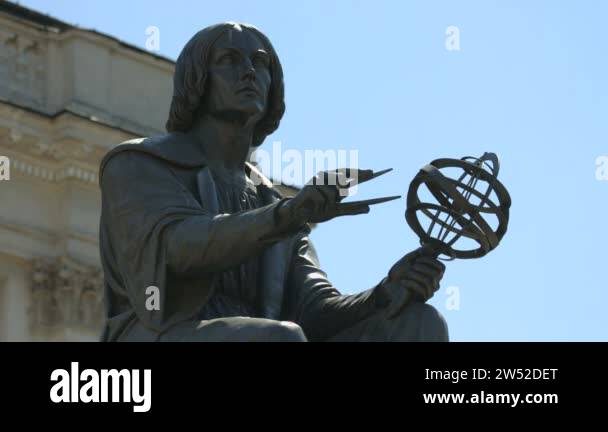 Statue of copernicus Stock Videos & Footage - HD and 4K Video Clips - Alamy