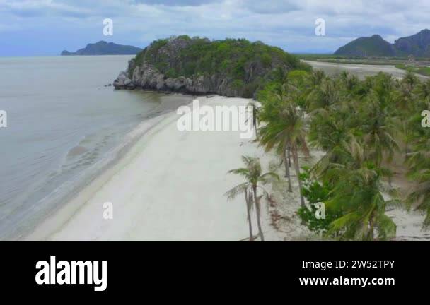 Sam roi yot beach Stock Videos & Footage - HD and 4K Video Clips - Alamy
