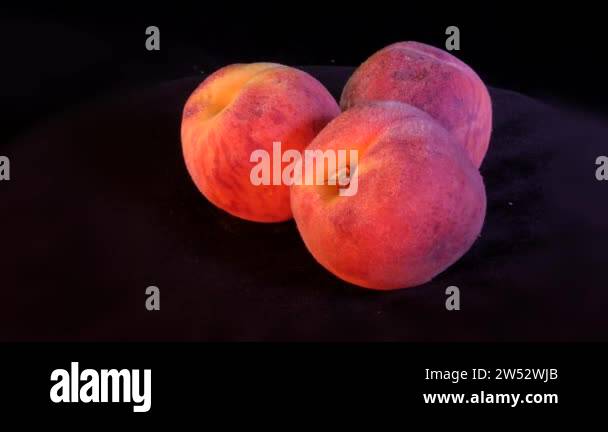 Gold pomelo Stock Videos & Footage - HD and 4K Video Clips - Alamy