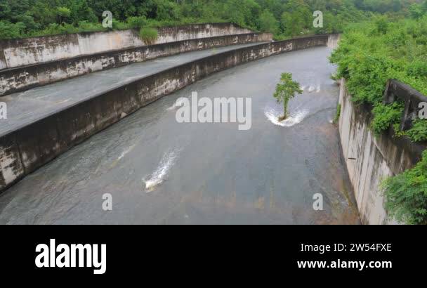 Dam overflow system Stock Videos & Footage - HD and 4K Video Clips - Alamy