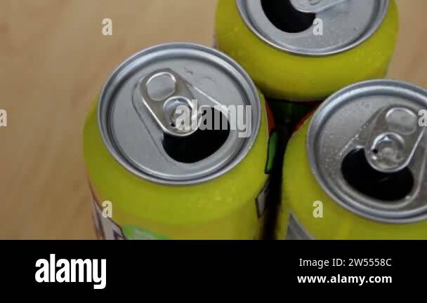 Empty pop cans Stock Videos & Footage - HD and 4K Video Clips - Alamy