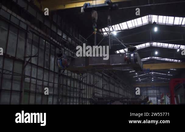 Hanging rail chains Stock Videos & Footage - HD and 4K Video Clips - Alamy