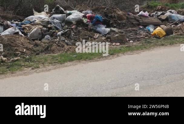 Roadside dumping Stock Videos & Footage - HD and 4K Video Clips - Alamy