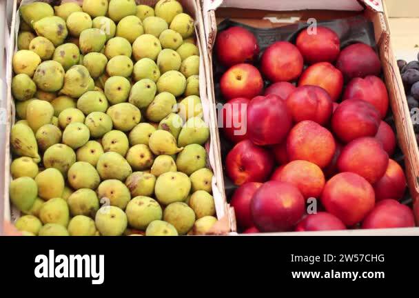 Fruit stand street Stock Videos & Footage - HD and 4K Video Clips - Alamy
