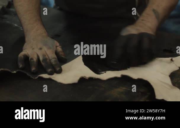 Traditional colouring Stock Videos & Footage - HD and 4K Video Clips ...