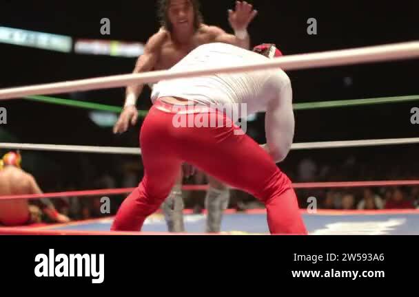 Ringside at the famous lucha libre mexican wrestling at arena mexico ...