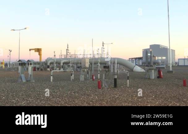 Natural gas distribution station ; Collection station of the new gas ...