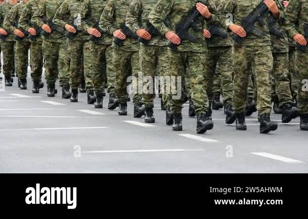 Army alignment Stock Videos & Footage - HD and 4K Video Clips - Alamy