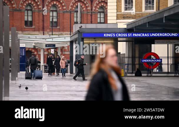 Kings cross london square Stock Videos & Footage - HD and 4K Video ...