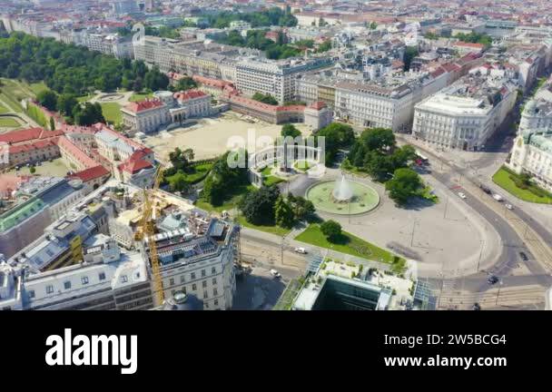 Vienna Austria Monument to Soviet soldiers EN:ETERNAL GLORY TO HEROES ...