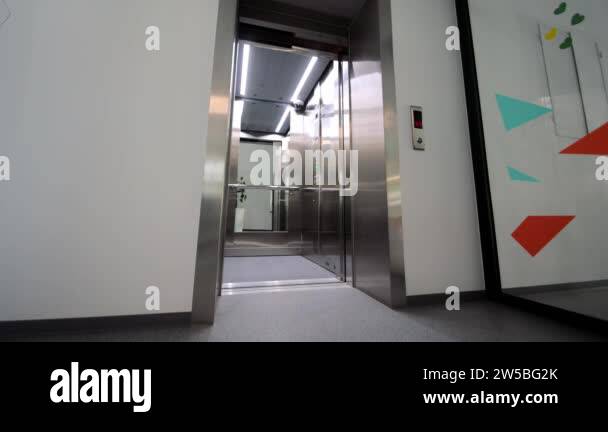 Empty home elevator Stock Videos & Footage - HD and 4K Video Clips - Alamy