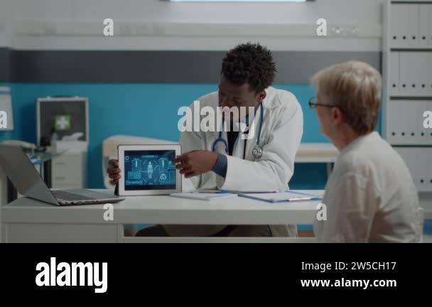 Explaining analysis Stock Videos & Footage - HD and 4K Video Clips - Alamy