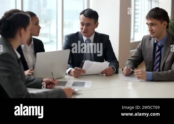 Briefing Stock Videos & Footage - HD and 4K Video Clips - Alamy