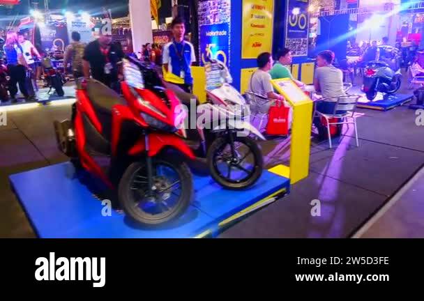 Motorcycle displays Stock Videos & Footage - HD and 4K Video Clips - Alamy