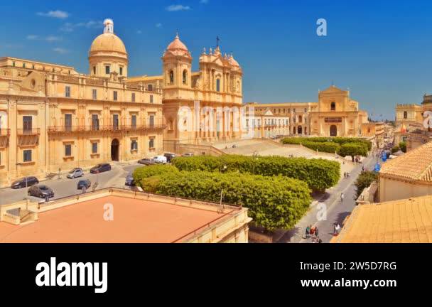 Baroque capital Stock Videos & Footage - HD and 4K Video Clips - Alamy