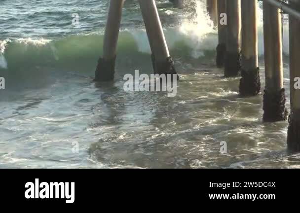 Ocean spray from waves Stock Videos & Footage - HD and 4K Video Clips ...