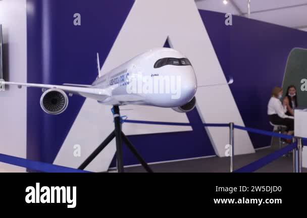Newest aircraft Stock Videos & Footage - HD and 4K Video Clips - Alamy