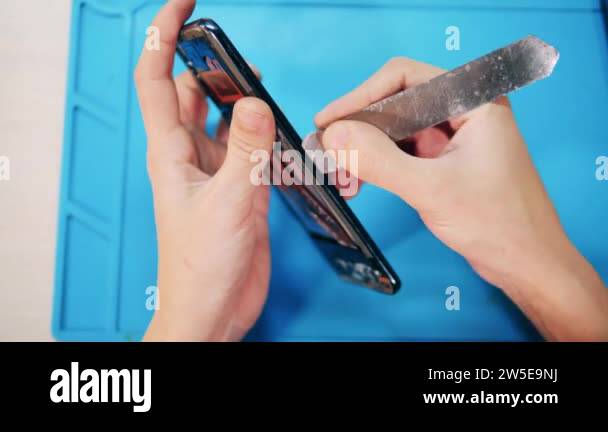 Smartphone teardown Stock Videos & Footage - HD and 4K Video Clips - Alamy