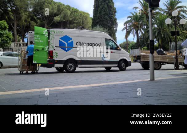 Dhl electric delivery van Stock Videos & Footage - HD and 4K Video ...