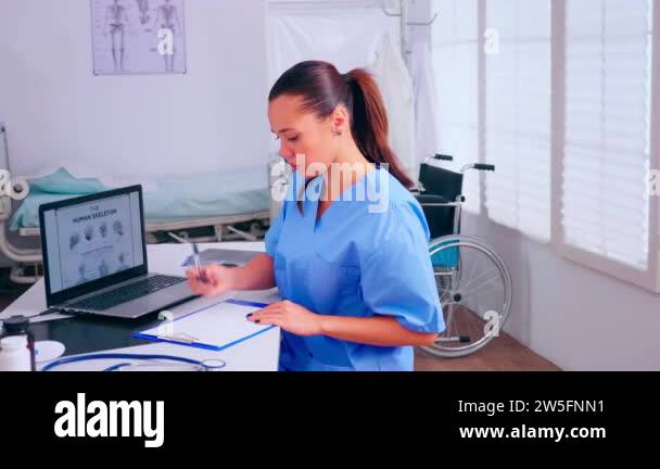 Student nurses group Stock Videos & Footage - HD and 4K Video Clips - Alamy