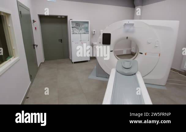 Ct scan machine in hospital Stock Videos & Footage - HD and 4K Video ...