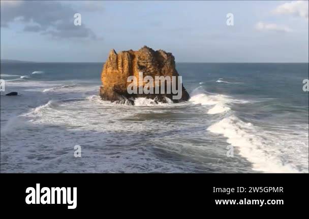 Volcanic stack Stock Videos & Footage - HD and 4K Video Clips - Alamy