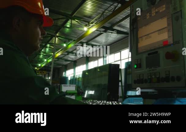 Grab machines Stock Videos & Footage - HD and 4K Video Clips - Alamy