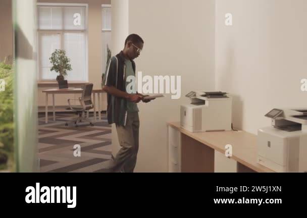 Photocopier machine scanning Stock Videos & Footage - HD and 4K Video ...