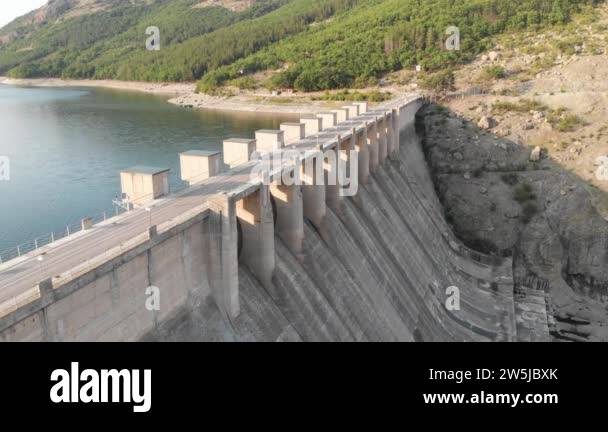 Concrete dam wall Stock Videos & Footage - HD and 4K Video Clips - Alamy