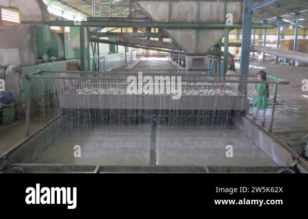 Horizontal moving loading hopper was added to our static screen for ...