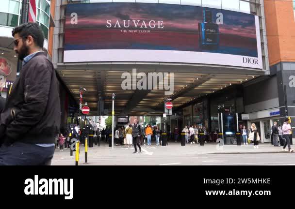 Advertising billboard manchester Stock Videos & Footage - HD and 4K ...