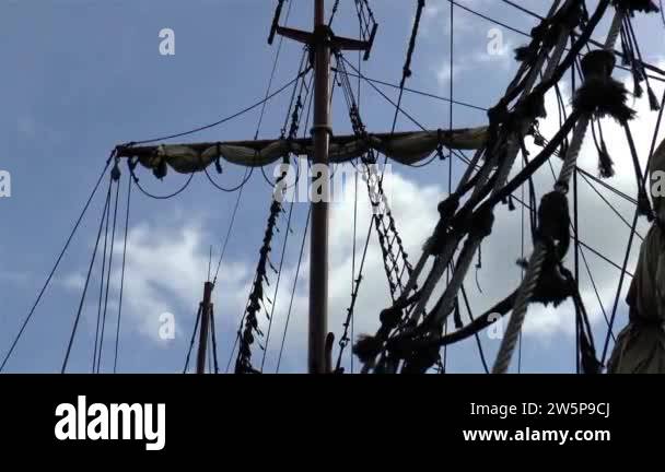 Pirate ship with flag Stock Videos & Footage - HD and 4K Video Clips ...