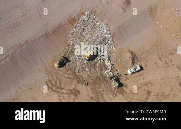 Waste food dump usa Stock Videos & Footage - HD and 4K Video Clips - Alamy